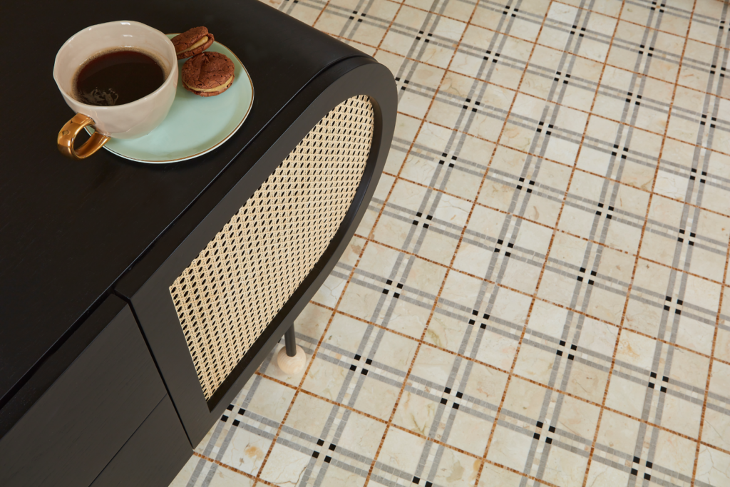 Beige Tartan - DUNIN